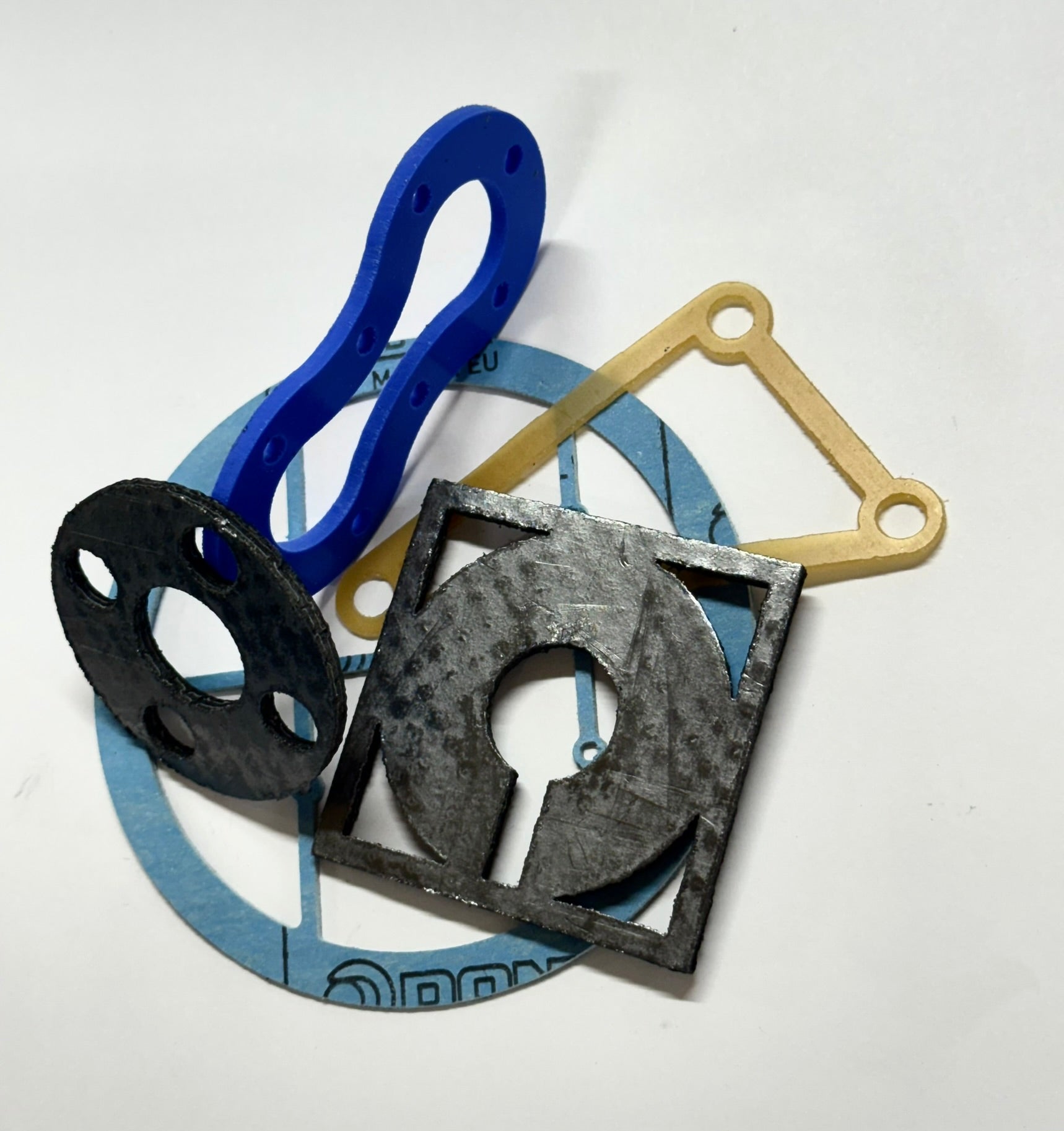 Joints plats sur mesure – West Joint